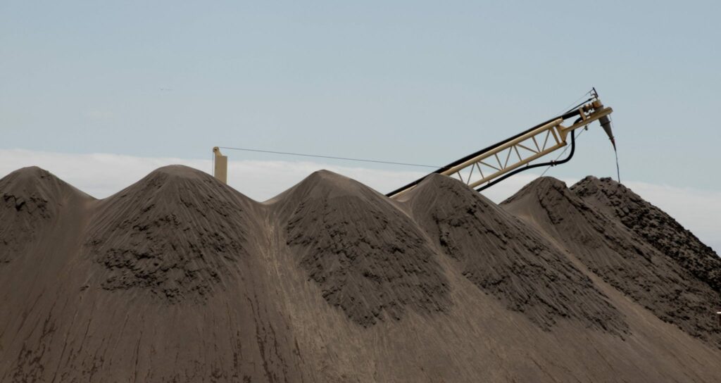 rutile sand - ilmenite - Zircon sand - Yuanfu New Material Technology ...